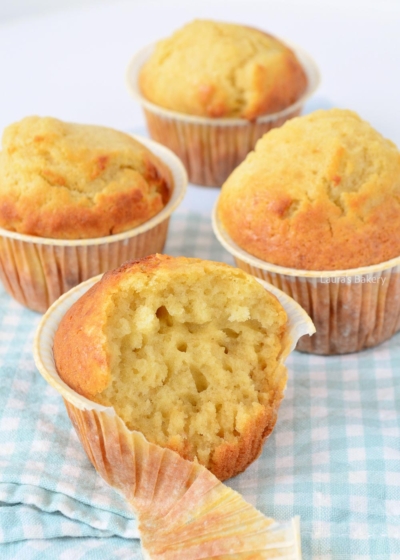 Cupcakes vs. Muffins: what's the difference? - In Laura's Bakery