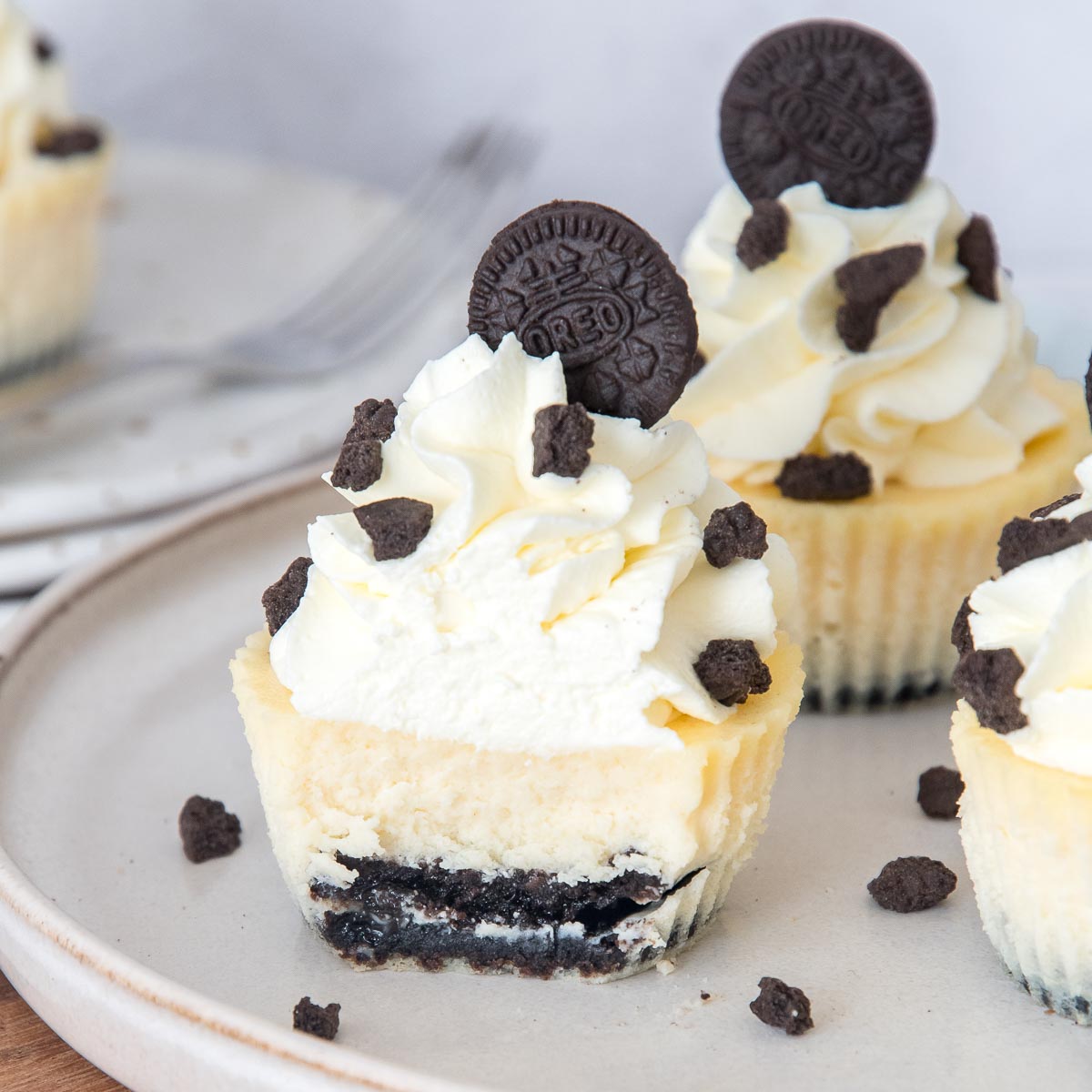 Mini Oreo Cheesecakes Recipe - In Laura's Bakery